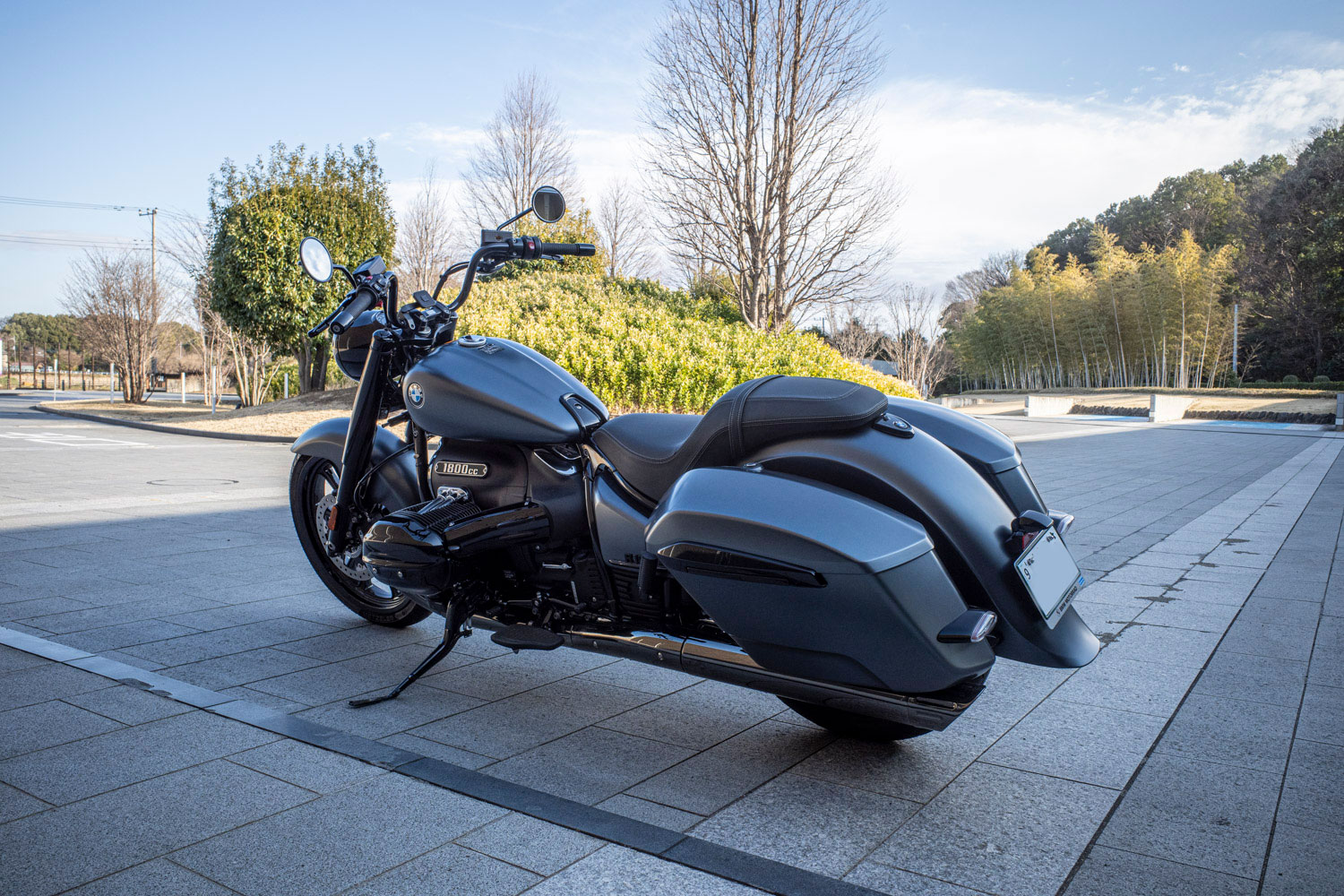 BMW R18 Roctane 試乗記 – 土と雪と